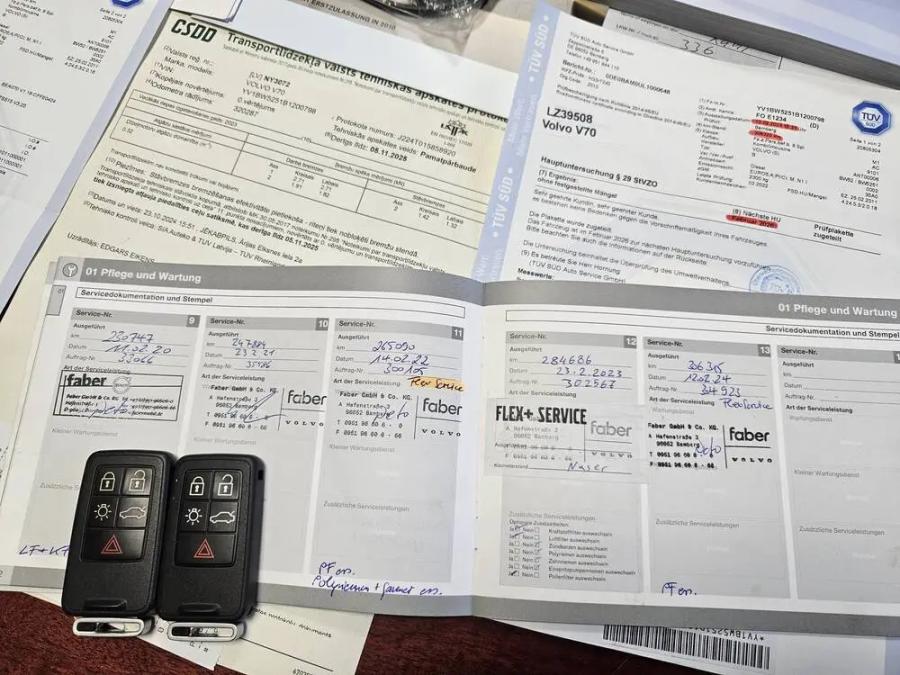 Серый Вольво В70 2011 в Екабпилс, объемом двигателя 2.00 л и пробегом 321 тыс. км за 6650 €, фото 33 на AUTOMOTO.COM.LV