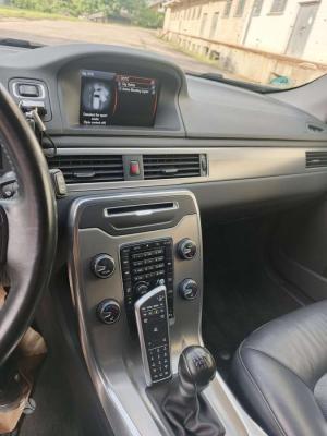 Pelēks Volvo V70 2011 Utena, ar dzinēja tilpumu 2.40 L un nobraukumu 323 tūkst. km par 6500 €, foto 11 vietnē AUTOMOTO.COM.LV