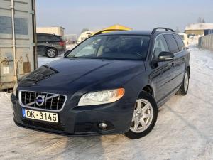 Grey Volvo V70 2011 in Riga, with an engine capacity of 2.00 L and mileage of 334 thousand km for 6995 €, photo 4 on AUTOMOTO.COM.LV