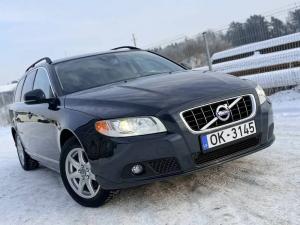 Grey Volvo V70 2011 in Riga, with an engine capacity of 2.00 L and mileage of 334 thousand km for 6995 €, photo 24 on AUTOMOTO.COM.LV