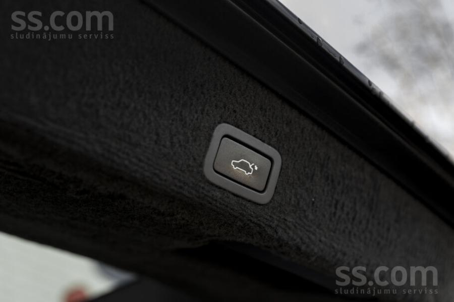 Pelēks Volvo V70 2011 Rīga, ar dzinēja tilpumu 2.00 L un nobraukumu 287 tūkst. km par 7990 €, foto 21 vietnē AUTOMOTO.COM.LV