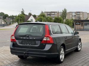 Grey Volvo V70 2011 in Raseiniai, with an engine capacity of 1.60 L and mileage of 280 thousand km for 3600 €, photo 7 on AUTOMOTO.COM.LV