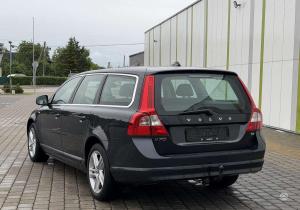 Grey Volvo V70 2011 in Raseiniai, with an engine capacity of 1.60 L and mileage of 280 thousand km for 3600 €, photo 10 on AUTOMOTO.COM.LV