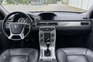 Grey Volvo V70 2011 in Raseiniai, with an engine capacity of 1.60 L and mileage of 280 thousand km for 3600 €, photo 15 on AUTOMOTO.COM.LV