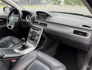 Grey Volvo V70 2011 in Raseiniai, with an engine capacity of 1.60 L and mileage of 280 thousand km for 3600 €, photo 17 on AUTOMOTO.COM.LV