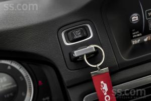 Grey Volvo V70 2011 in Riga, with an engine capacity of 2.00 L and mileage of 287 thousand km for 7990 €, photo 17 on AUTOMOTO.COM.LV