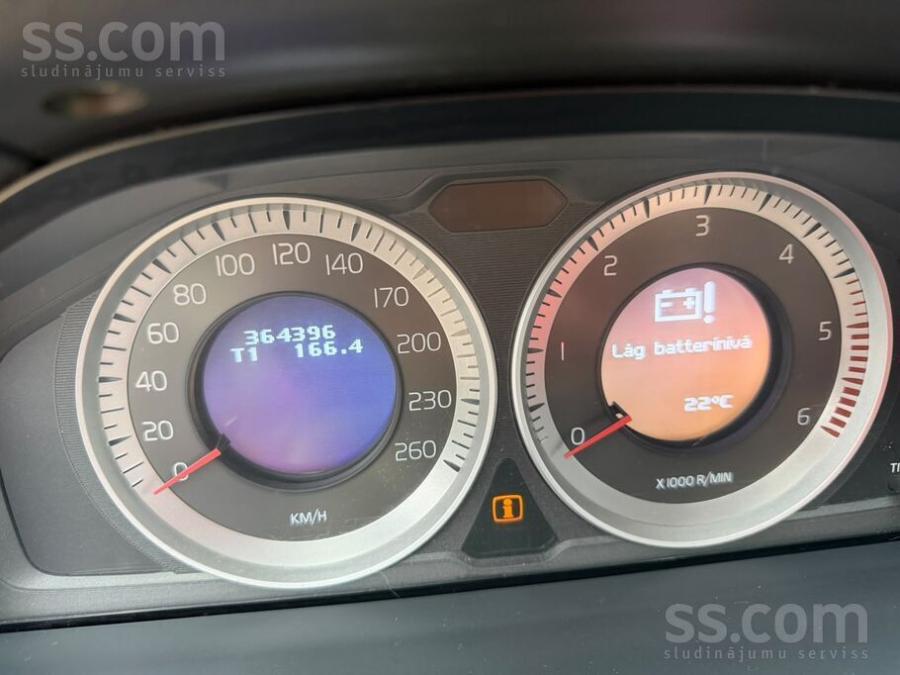 Grey Volvo V70 2011 in Riga, with an engine capacity of 1.60 L and mileage of 364 thousand km for 4000 €, photo 8 on AUTOMOTO.COM.LV