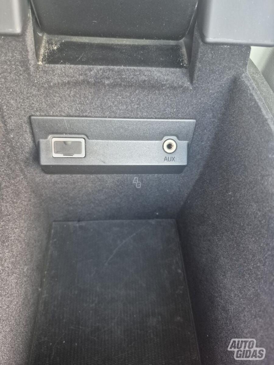 Pelēks Volvo V70 2011 Jonava, ar dzinēja tilpumu 2.00 L un nobraukumu 357 tūkst. km par 5000 €, foto 16 vietnē AUTOMOTO.COM.LV