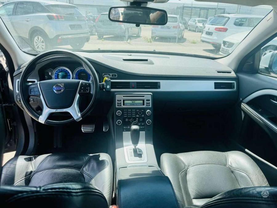 Pelēks Volvo V70 2011 Kauņa, ar dzinēja tilpumu 2.00 L un nobraukumu 265 tūkst. km par 5300 €, foto 10 vietnē AUTOMOTO.COM.LV