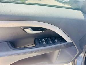 Pelēks Volvo V70 2011 Kauņa, ar dzinēja tilpumu 2.00 L un nobraukumu 265 tūkst. km par 5300 €, foto 11 vietnē AUTOMOTO.COM.LV