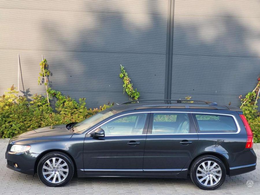 Серый Вольво В70 2011 в Вильнюс, объемом двигателя 1.98 л и пробегом 308 тыс. км за 5450 €, фото 10 на AUTOMOTO.COM.LV