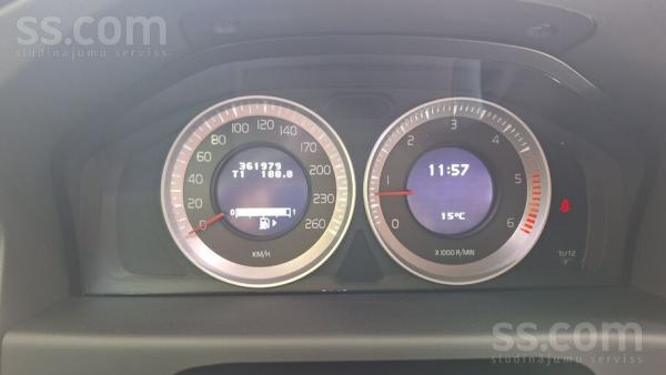 Pelēks Volvo V70 2011 Jelgava, ar dzinēja tilpumu 2.00 L un nobraukumu 362 tūkst. km par 4000 €, foto 11 vietnē AUTOMOTO.COM.LV