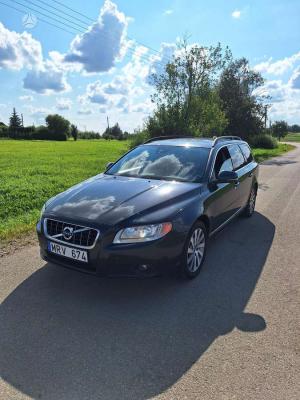 Pelēks Volvo V70 2011 Marijampole, ar dzinēja tilpumu 1.98 L un nobraukumu 340 tūkst. km par 4000 €, foto  vietnē AUTOMOTO.COM.LV