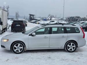 Grey Volvo V70 2012 in Taurage, with an engine capacity of 1.98 L and mileage of 289 thousand km for 4700 €, photo 6 on AUTOMOTO.COM.LV