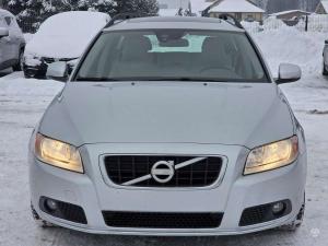 Grey Volvo V70 2012 in Taurage, with an engine capacity of 1.98 L and mileage of 289 thousand km for 4700 €, photo 7 on AUTOMOTO.COM.LV