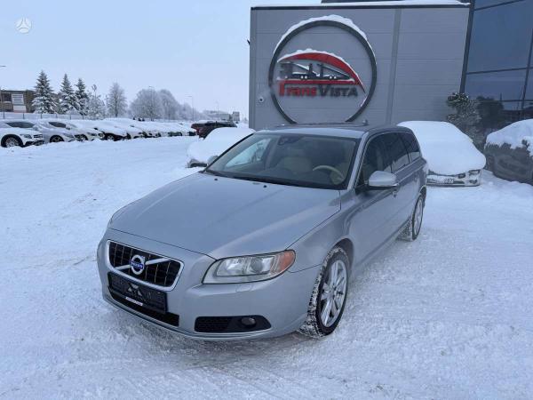 Pelēks Volvo V70 2012 Telšiai, ar dzinēja tilpumu 1.98 L un nobraukumu 265 tūkst. km par 5500 €, foto 2 vietnē AUTOMOTO.COM.LV