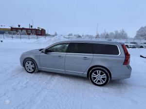 Grey Volvo V70 2012 in Telschi, with an engine capacity of 1.98 L and mileage of 265 thousand km for 5500 €, photo 4 on AUTOMOTO.COM.LV