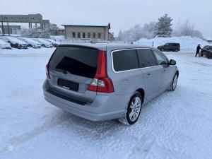 Grey Volvo V70 2012 in Telschi, with an engine capacity of 1.98 L and mileage of 265 thousand km for 5500 €, photo 7 on AUTOMOTO.COM.LV
