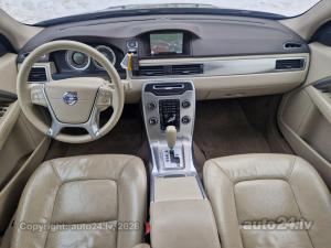 Pelēks Volvo V70 2012 Paide, ar dzinēja tilpumu 2.00 L un nobraukumu 330 tūkst. km par 7490 €, foto 13 vietnē AUTOMOTO.COM.LV