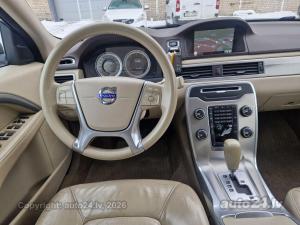 Pelēks Volvo V70 2012 Paide, ar dzinēja tilpumu 2.00 L un nobraukumu 330 tūkst. km par 7490 €, foto 15 vietnē AUTOMOTO.COM.LV