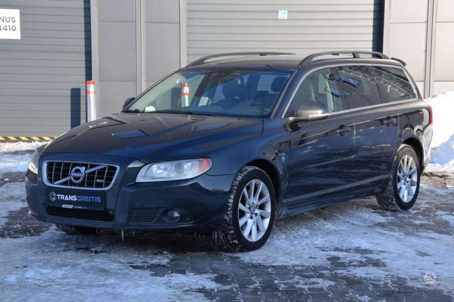 Grey Volvo V70 2012 in Vilnius, with an engine capacity of 1.98 L and mileage of 340 thousand km for 6250 €, photo 6 on AUTOMOTO.COM.LV