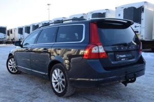 Grey Volvo V70 2012 in Vilnius, with an engine capacity of 1.98 L and mileage of 340 thousand km for 6250 €, photo 11 on AUTOMOTO.COM.LV
