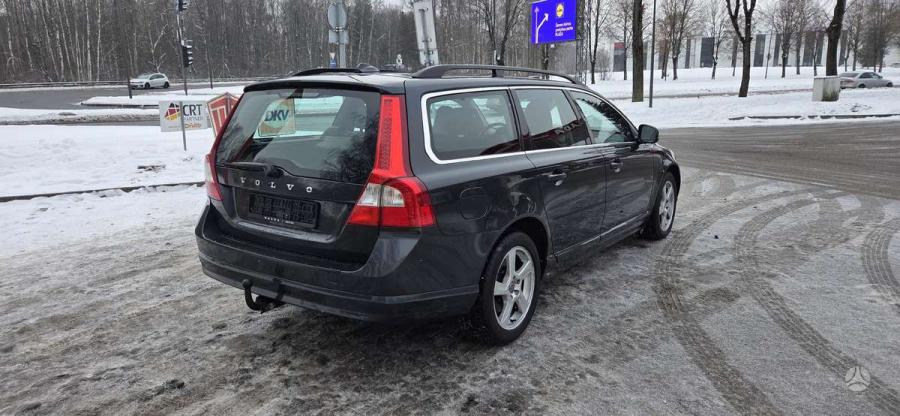 Pelēks Volvo V70 2012 Kauņa, ar dzinēja tilpumu 1.98 L un nobraukumu 259 tūkst. km par 6250 €, foto 5 vietnē AUTOMOTO.COM.LV