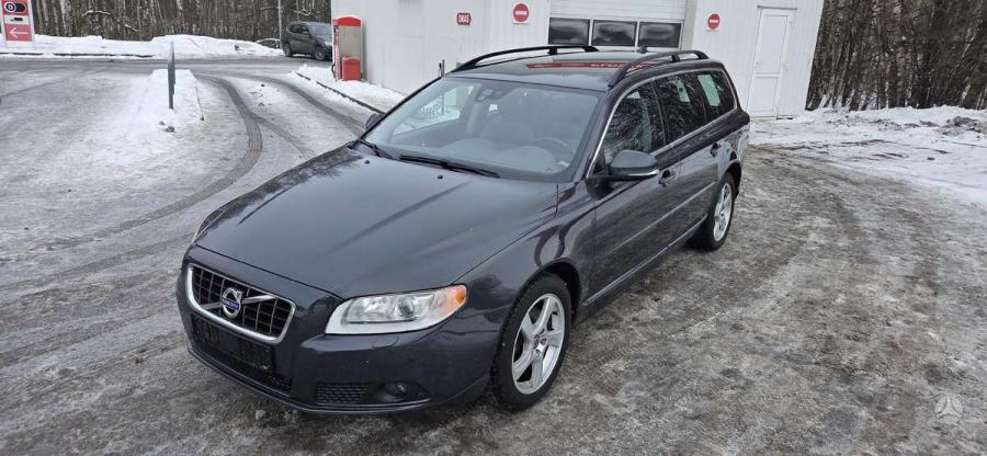 Pelēks Volvo V70 2012 Kauņa, ar dzinēja tilpumu 1.98 L un nobraukumu 259 tūkst. km par 6250 €, foto 9 vietnē AUTOMOTO.COM.LV