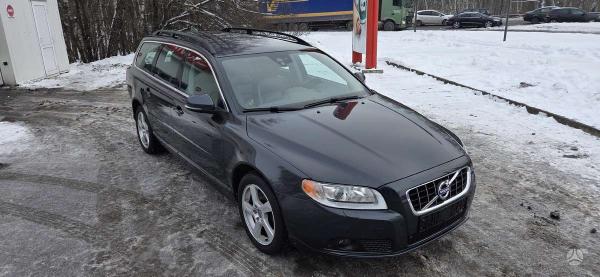 Grey Volvo V70 2012 in Kaunas, with an engine capacity of 1.98 L and mileage of 259 thousand km for 6250 €, photo 10 on AUTOMOTO.COM.LV
