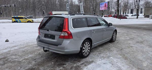 Grey Volvo V70 2012 in Kaunas, with an engine capacity of 1.98 L and mileage of 264 thousand km for 5950 €, photo 5 on AUTOMOTO.COM.LV