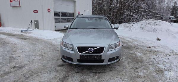 Grey Volvo V70 2012 in Kaunas, with an engine capacity of 1.98 L and mileage of 264 thousand km for 5950 €, photo 7 on AUTOMOTO.COM.LV