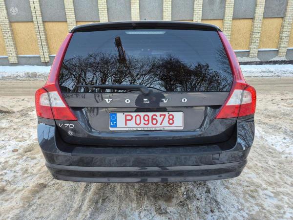 Grey Volvo V70 2012 in Vilnius, with an engine capacity of 1.56 L and mileage of 290 thousand km for 5600 €, photo 5 on AUTOMOTO.COM.LV