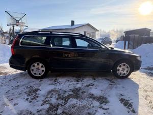 Grey Volvo V70 2012 in Siauliai, with an engine capacity of 1.98 L and mileage of 287 thousand km for 4999 €, photo 6 on AUTOMOTO.COM.LV