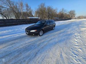Grey Volvo V70 2012 in Kedainiai, with an engine capacity of 1.98 L and mileage of 270 thousand km for 7100 €, photo  on AUTOMOTO.COM.LV