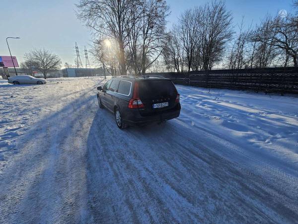 Pelēks Volvo V70 2012 Kėdainiai, ar dzinēja tilpumu 1.98 L un nobraukumu 270 tūkst. km par 7100 €, foto 3 vietnē AUTOMOTO.COM.LV