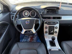Pelēks Volvo V70 2012 Šauļi, ar dzinēja tilpumu 1.98 L un nobraukumu 287 tūkst. km par 5290 €, foto 15 vietnē AUTOMOTO.COM.LV