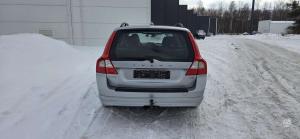 Grey Volvo V70 2012 in Kaunas, with an engine capacity of 1.98 L and mileage of 271 thousand km for 5850 €, photo 12 on AUTOMOTO.COM.LV