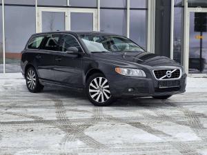 Pelēks Volvo V70 2012 Viļņa, ar dzinēja tilpumu 1.60 L un nobraukumu 256 tūkst. km par 6900 €, foto  vietnē AUTOMOTO.COM.LV