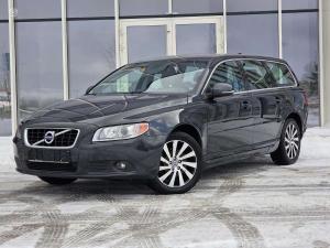 Grey Volvo V70 2012 in Vilnius, with an engine capacity of 1.60 L and mileage of 256 thousand km for 6900 €, photo 3 on AUTOMOTO.COM.LV