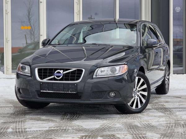 Grey Volvo V70 2012 in Vilnius, with an engine capacity of 1.60 L and mileage of 256 thousand km for 6900 €, photo 4 on AUTOMOTO.COM.LV