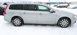 Grey Volvo V70 2012 in Kaunas, with an engine capacity of 2.00 L and mileage of 265 thousand km for 5550 €, photo 4 on AUTOMOTO.COM.LV