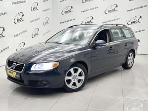 Pelēks Volvo V70 2012 Avižieniai, ar dzinēja tilpumu 1.60 L un nobraukumu 321 tūkst. km par 5500 €, foto  vietnē AUTOMOTO.COM.LV
