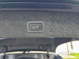 Grey Volvo V70 2012 in Paide, with an engine capacity of 2.00 L and mileage of 311 thousand km for 6990 €, photo 12 on AUTOMOTO.COM.LV