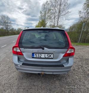 Grey Volvo V70 2012 in Rapla, with an engine capacity of 2.00 L and mileage of 557 thousand km for 6500 €, photo 10 on AUTOMOTO.COM.LV