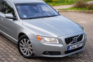 Pelēks Volvo V70 2012 Paide, ar dzinēja tilpumu 2.40 L un nobraukumu 264 tūkst. km par 8490 €, foto 6 vietnē AUTOMOTO.COM.LV