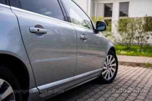 Pelēks Volvo V70 2012 Paide, ar dzinēja tilpumu 2.40 L un nobraukumu 264 tūkst. km par 8490 €, foto 10 vietnē AUTOMOTO.COM.LV