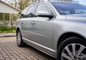Pelēks Volvo V70 2012 Paide, ar dzinēja tilpumu 2.40 L un nobraukumu 264 tūkst. km par 8490 €, foto 11 vietnē AUTOMOTO.COM.LV