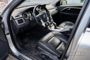 Pelēks Volvo V70 2012 Paide, ar dzinēja tilpumu 2.40 L un nobraukumu 264 tūkst. km par 8490 €, foto 15 vietnē AUTOMOTO.COM.LV