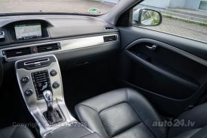 Pelēks Volvo V70 2012 Paide, ar dzinēja tilpumu 2.40 L un nobraukumu 264 tūkst. km par 8490 €, foto 17 vietnē AUTOMOTO.COM.LV