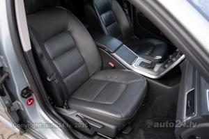 Pelēks Volvo V70 2012 Paide, ar dzinēja tilpumu 2.40 L un nobraukumu 264 tūkst. km par 8490 €, foto 21 vietnē AUTOMOTO.COM.LV